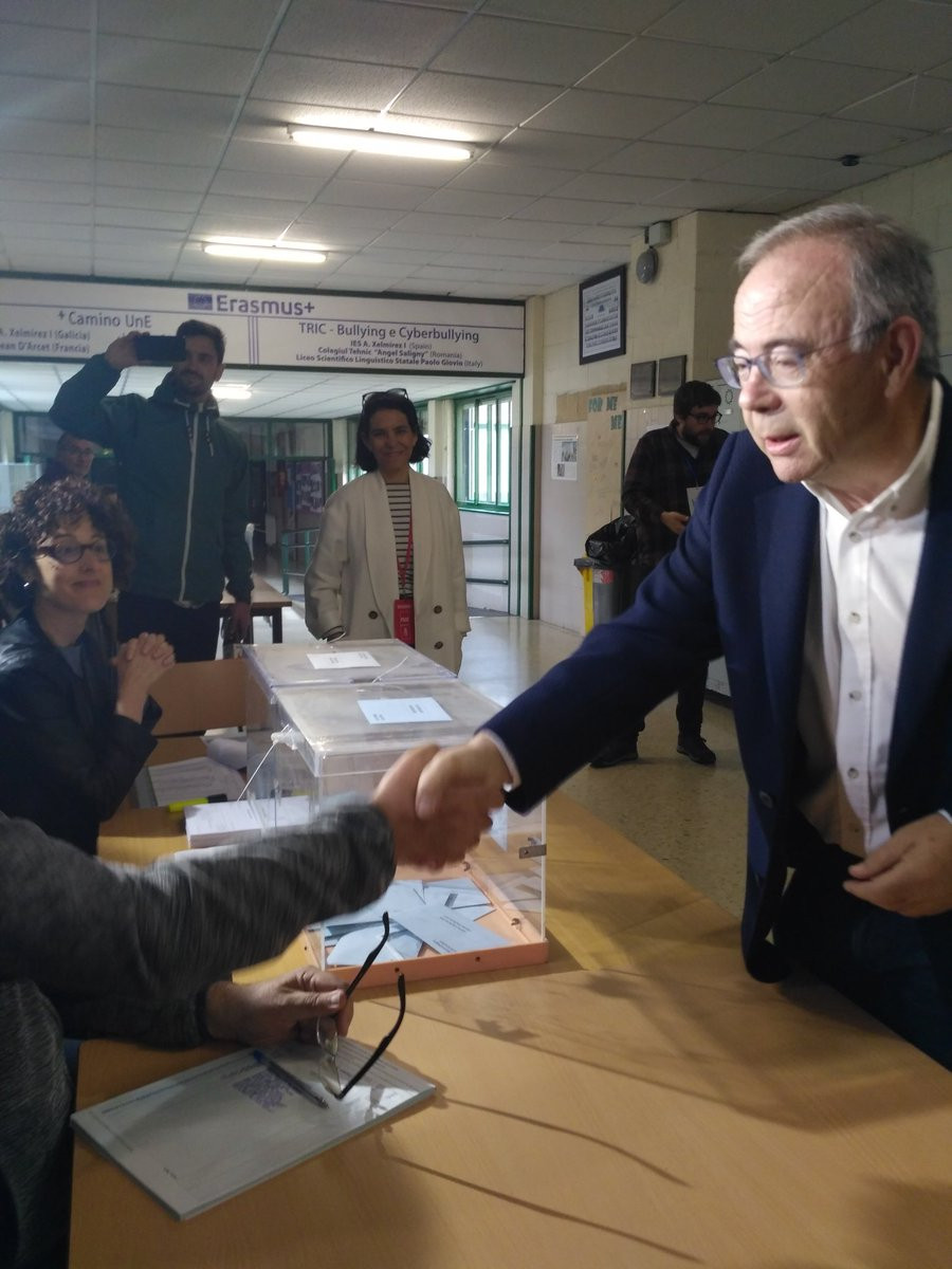 Elecciones Santiago: Dos encuestas ponen al PSOE líder pero el BNG ...
