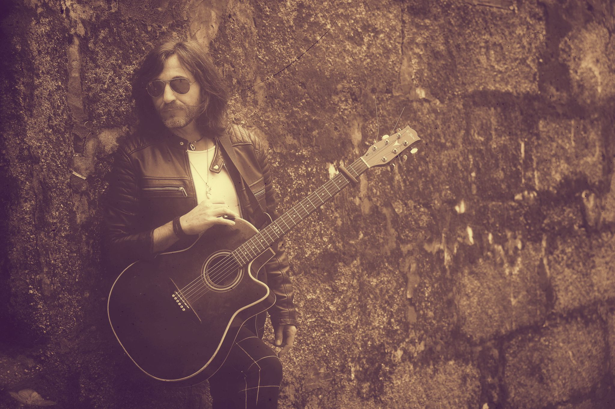 Cancelada la gira de Heredeiros da Crus pese a que la evolución de Javi ...