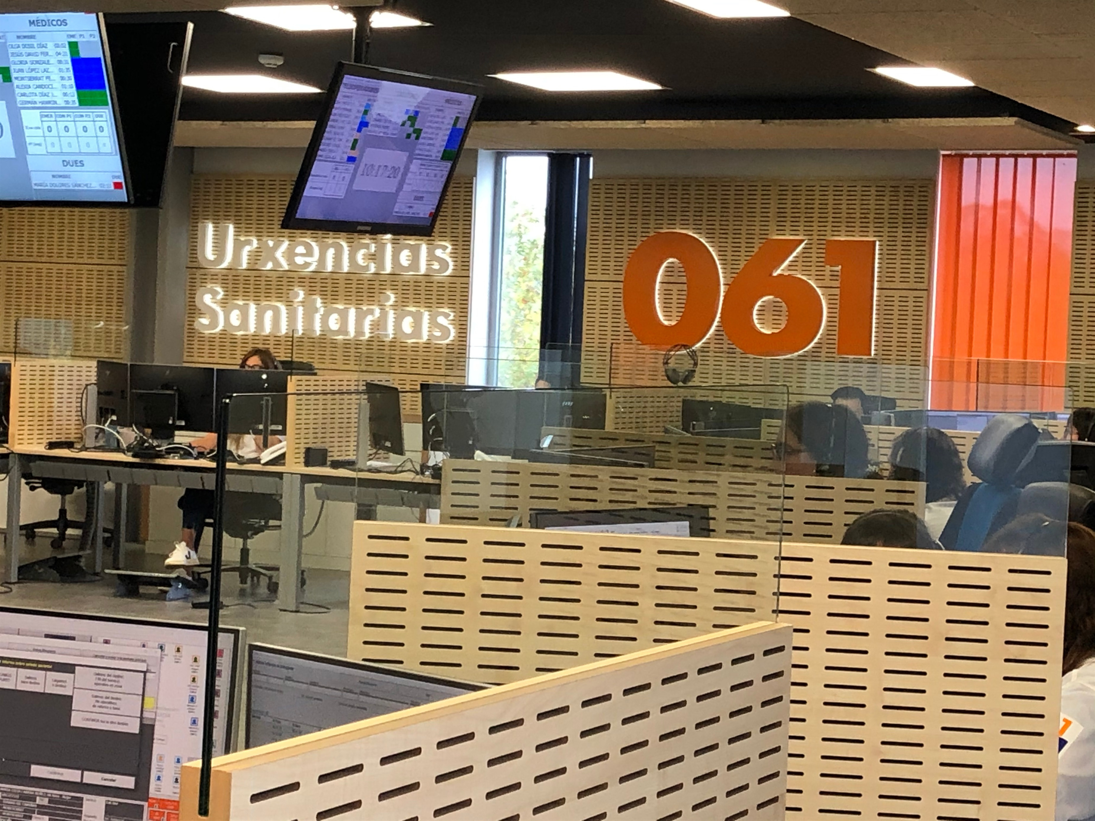 El 061 está "evaluando las medidas a tomar" con Ambulancias do Atlántico, pero garantiza la ...