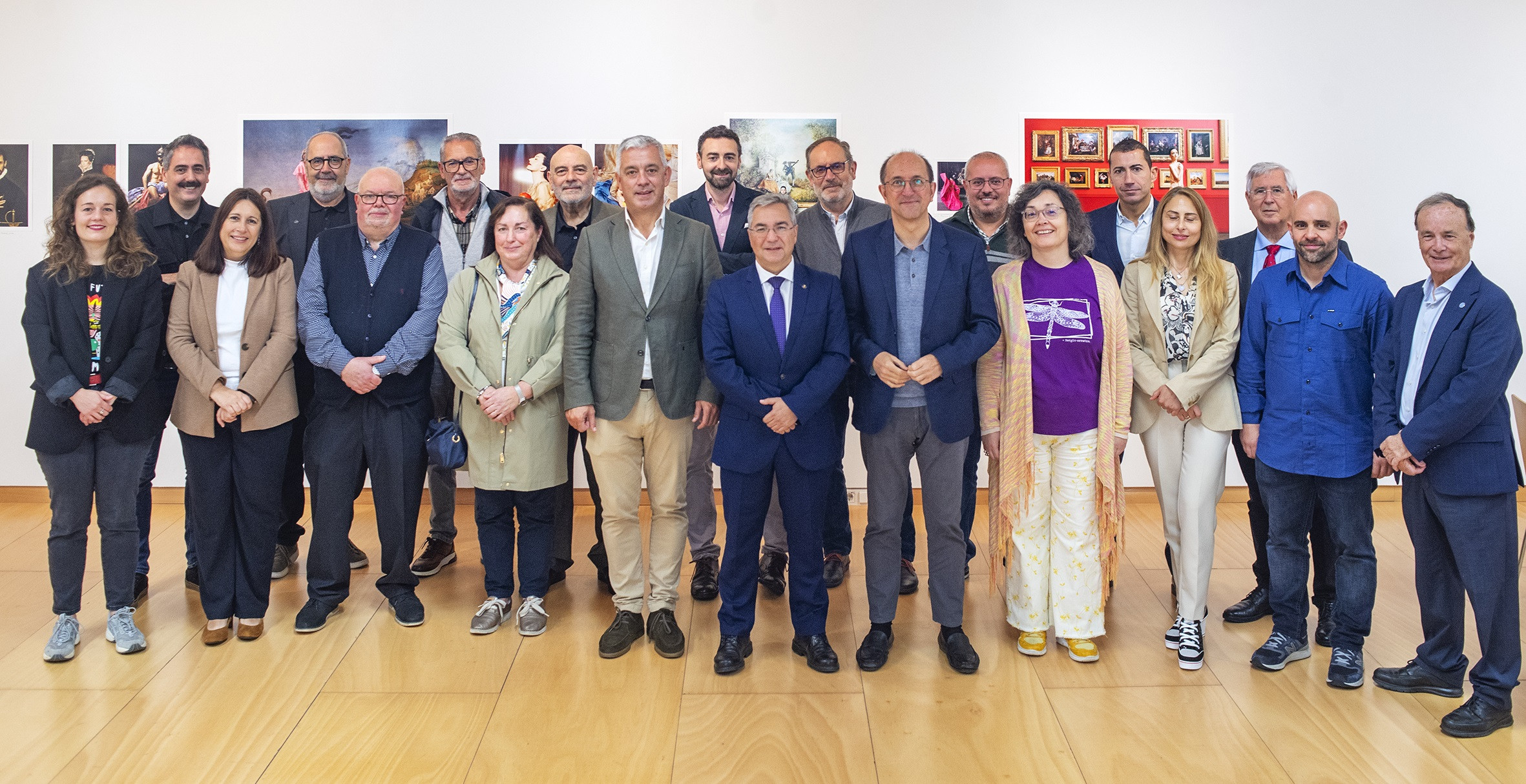 La 'Coral de Ruada', Premio Otero Pedrayo 2024 por su papel en la ...