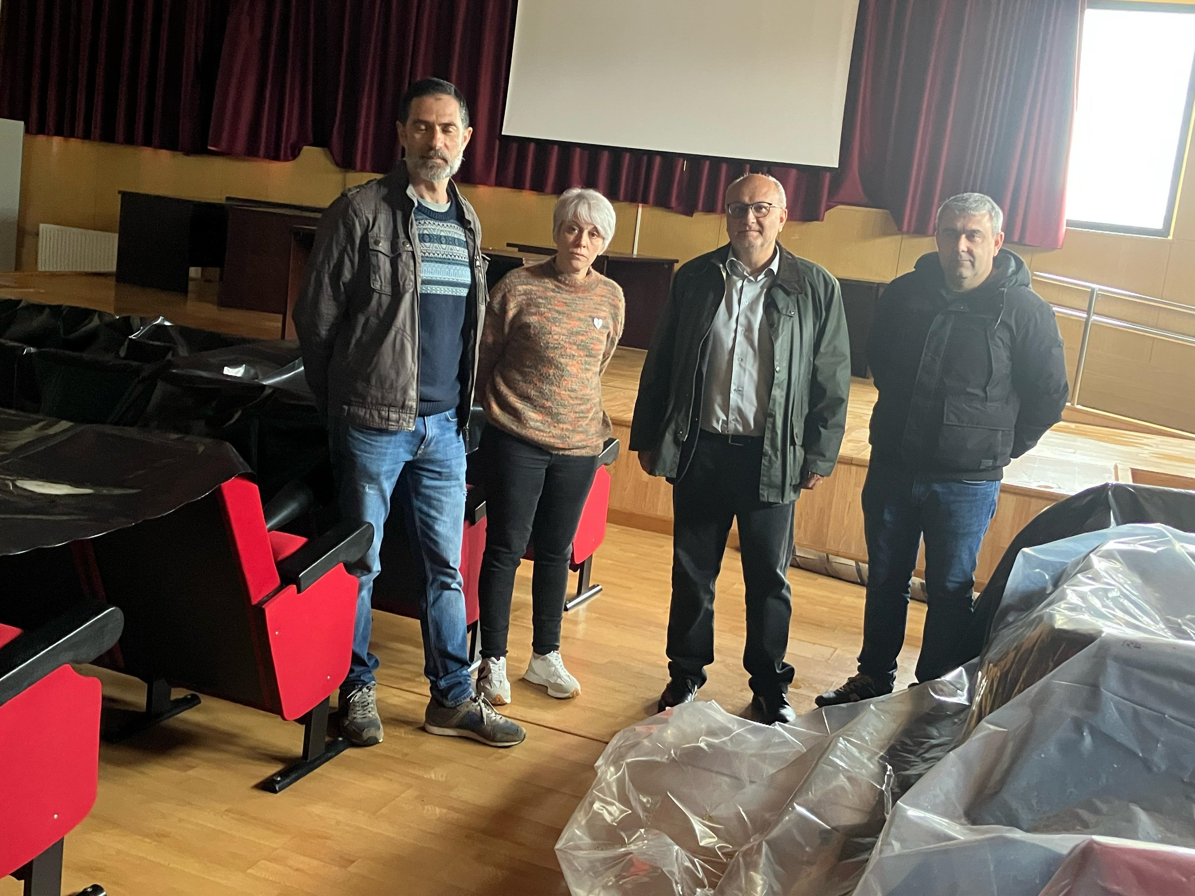 Losada anima al alcalde de Pazos de Borbén a reclamar a la Xunta la ...