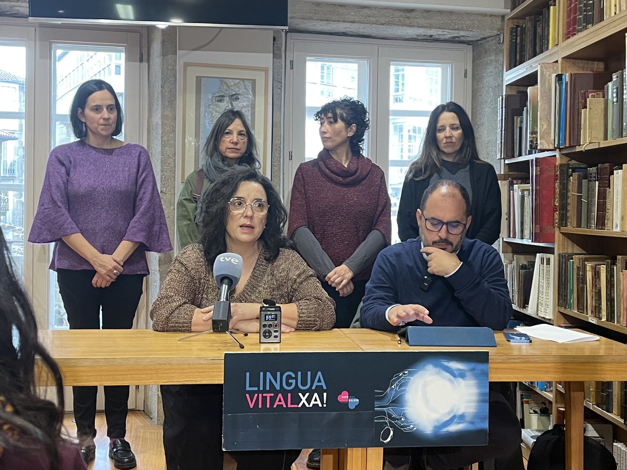 Queremos Galego denuncia que las cuentas de 2026 destinan 375,62 euros ...